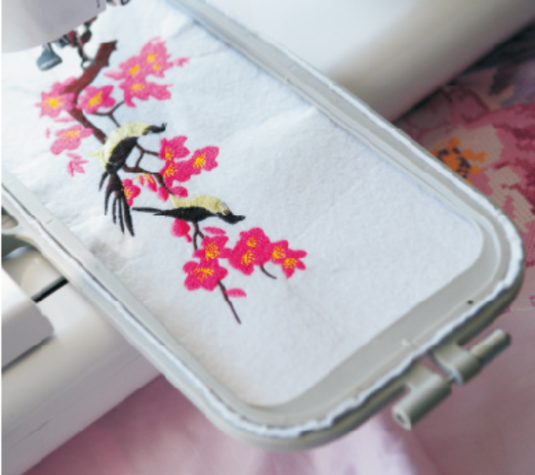 Computer sewing and embroidery machine KR-900 - Kargo Textile Machine